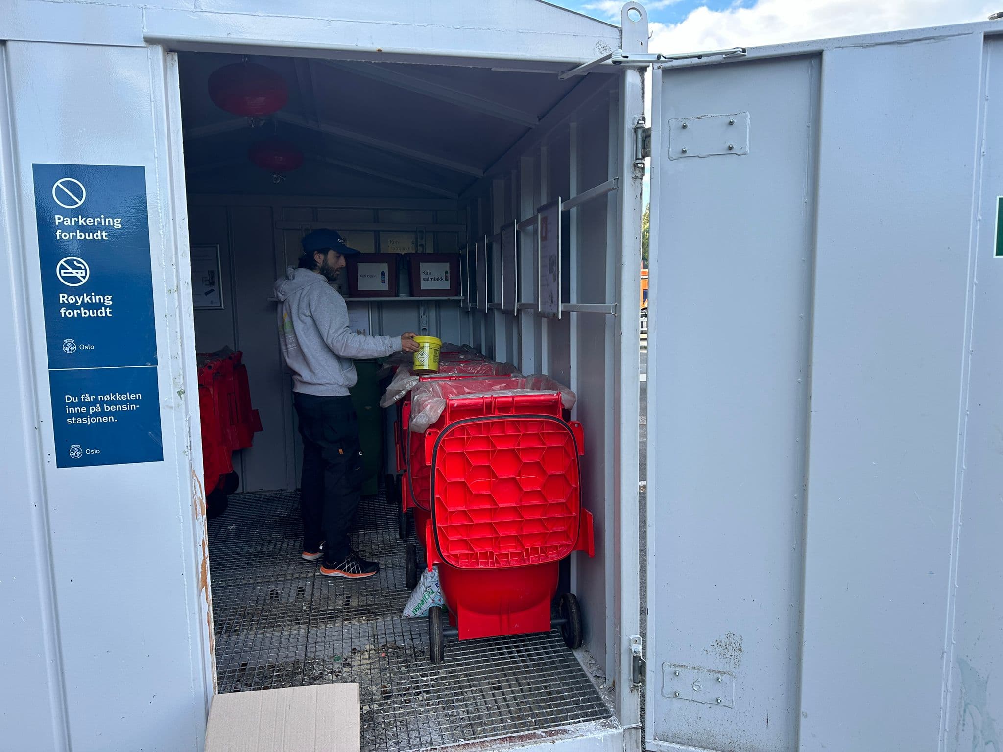 Trygg og Rask Håndtering av Farlig Avfall i Oslo og omegn i dag.